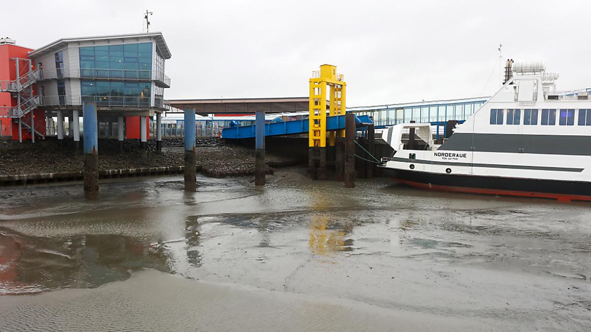 Bei Ostseeküste: Eine Tote bei Sturmflut in Schleswig-Holstein